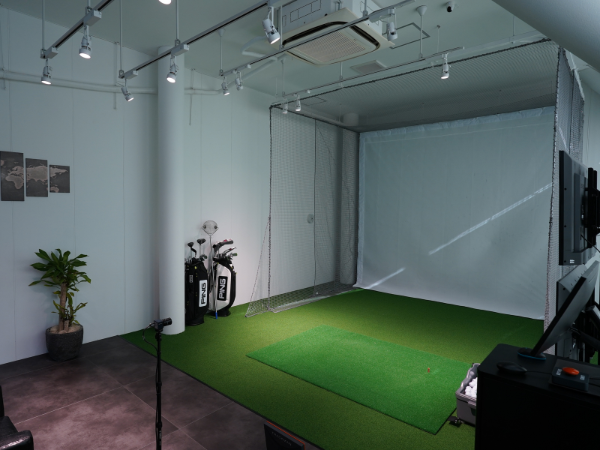 HYPERION GOLF STUDIO 千駄ヶ谷店のお得なスクール情報